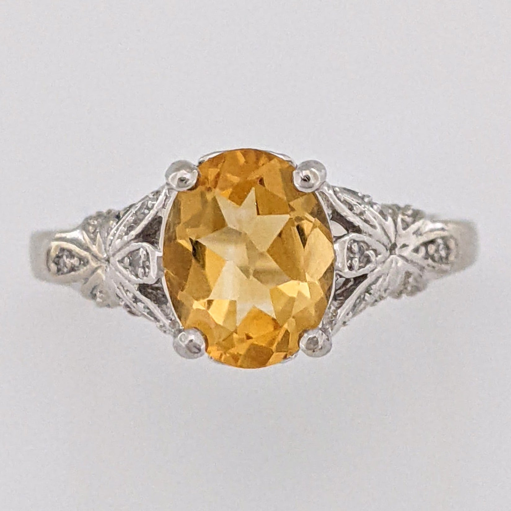 10K WHITE CITRINE OVAL 7X9 WITH MELEE ESTATE RING 3.8 GRAMS – Republic ...